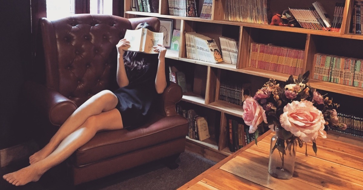 Qual é a diferença entre extrovertido e introvertido? - Diferença